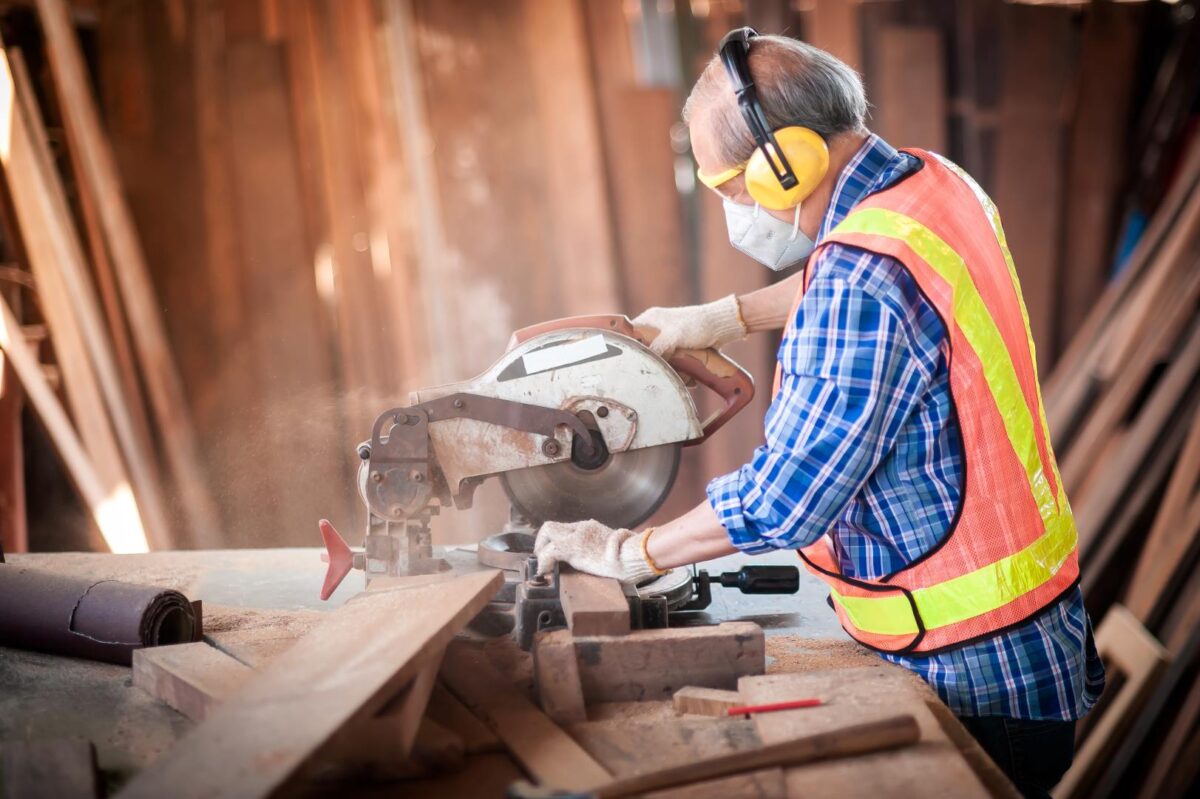 Essential Protection Guide for Workplace Hearing Loss